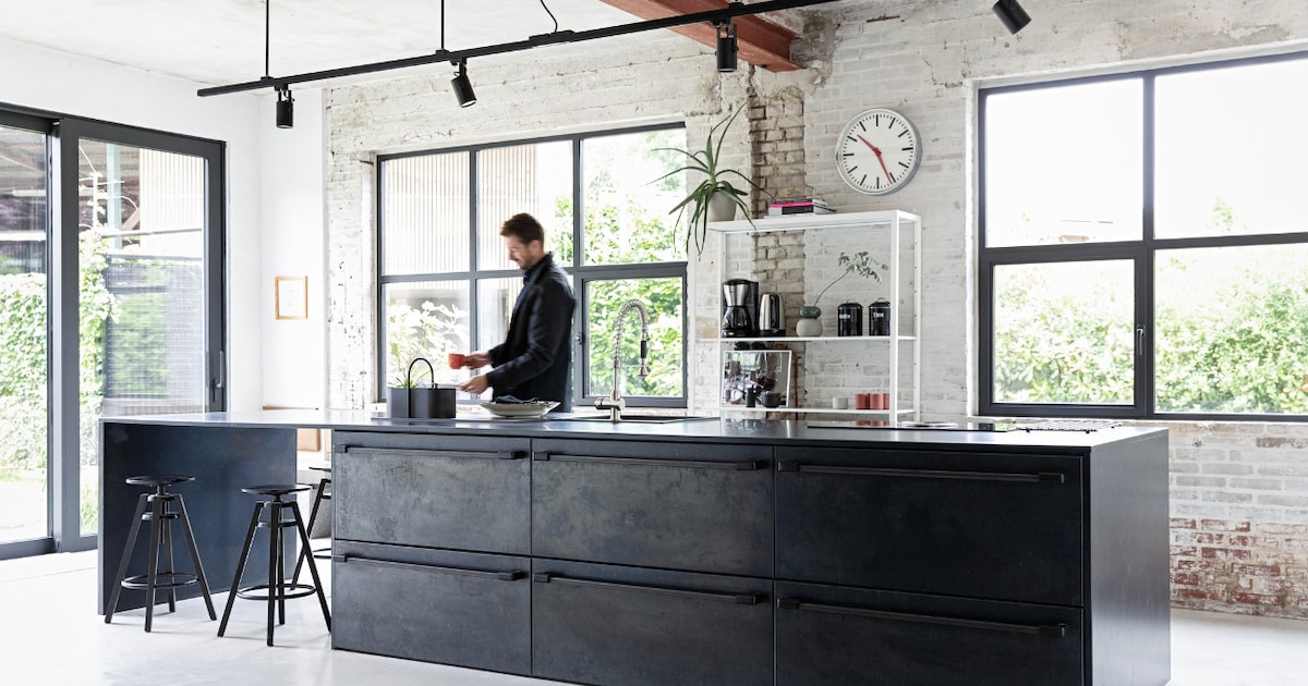 Je bakstenen wand chipperen levert sowieso complimenten op